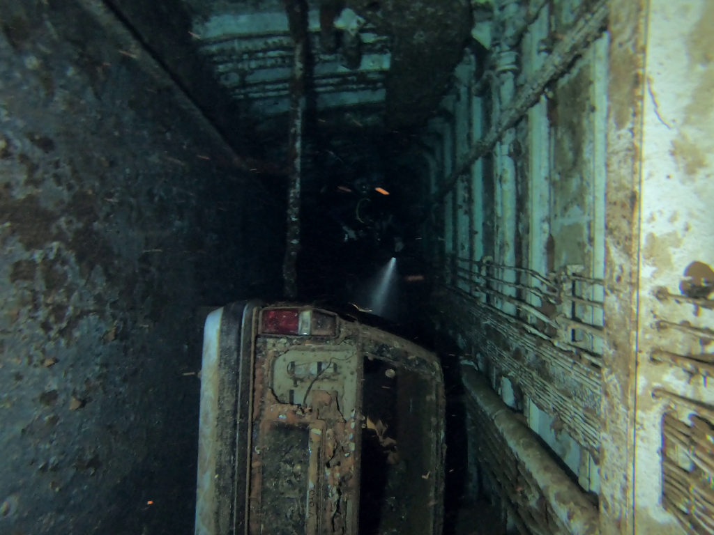 Salem Express | Dive3D.eu