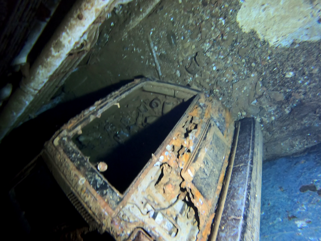Salem Express | Dive3D.eu